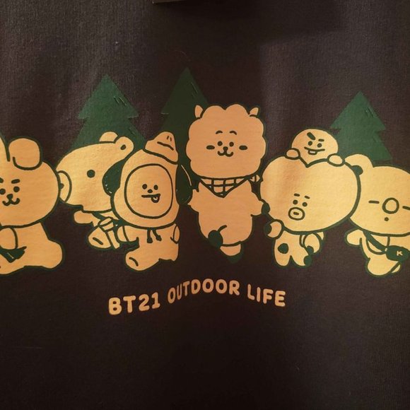 BTS X BT21 Official Weverse Shop | Tops | Nwt Bts X Bt2 Line Friends ...